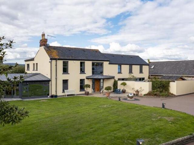 5 Bedroom House Newport Newport 101678286