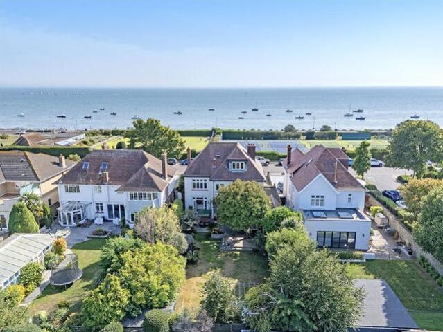 5 Bedroom House Southend On Sea Southend On Sea 98903772