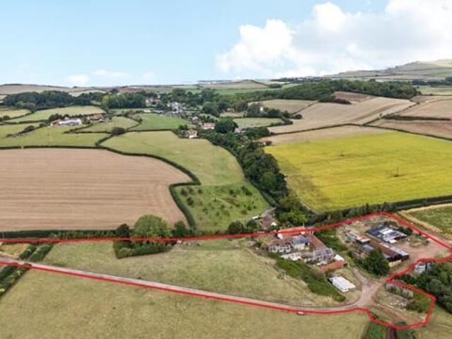 5 Bedroom House Somerset Somerset 100057941