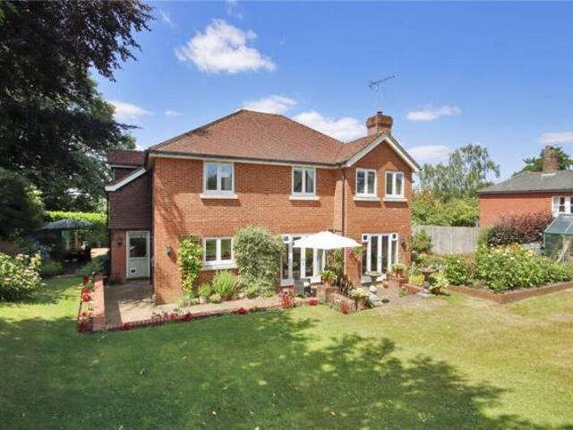 5 Bedroom House Sevenoaks Kent 99436974