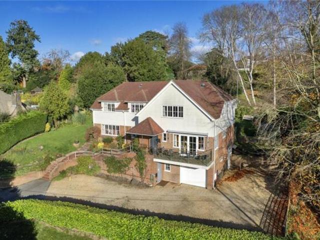 5 Bedroom House Sevenoaks Kent LS100425997