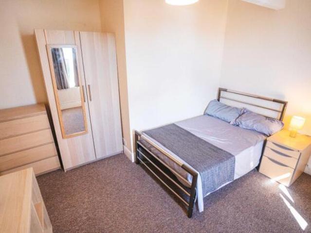 5 bedroom house share for rent in 20a Walton Road, S11