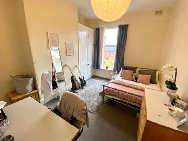 5 bedroom house share for rent in 233a Cemetery Road, Ecclesall, S11
