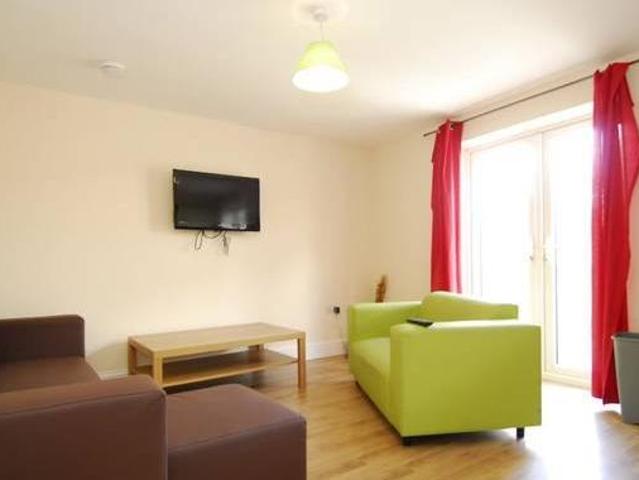 5 bedroom house share for rent in Oxford Avenue Plymouth Devon PL3