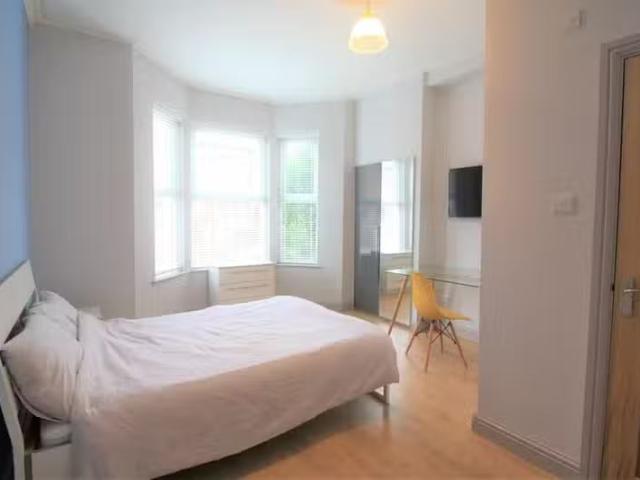 5 bedroom house share for rent in Lorne Street, Chester, Chesh.