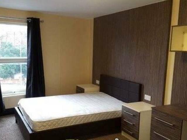 5 bedroom house share for rent in Smithdown Road L15