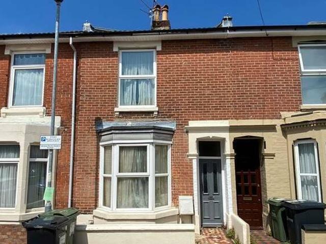 5 bedroom house share for rent in Playfair Road Southsea PO5