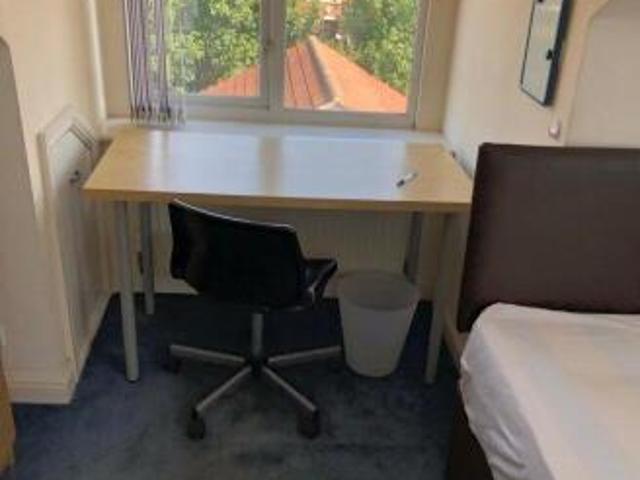 5 bedroom house share for rent in Queensland Avenue, CV5