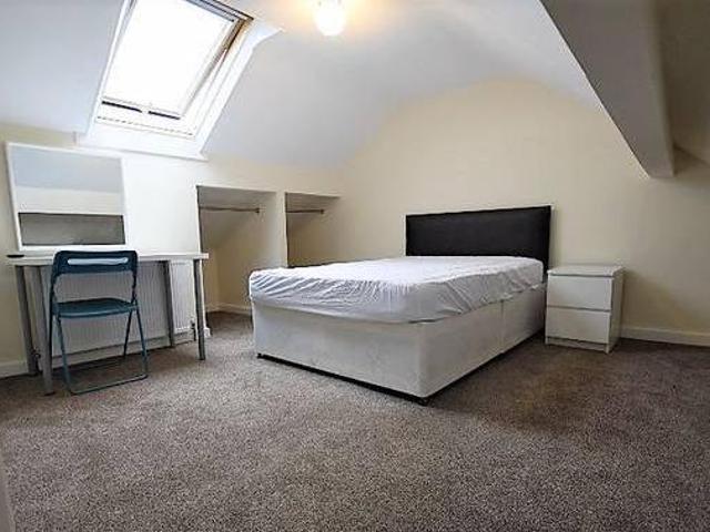 5 bedroom house share for rent in West Lorne Street Student Accommodation CH1
