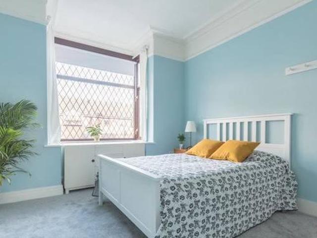 5 bedroom house share for rent in West Street Stalybridge SK15