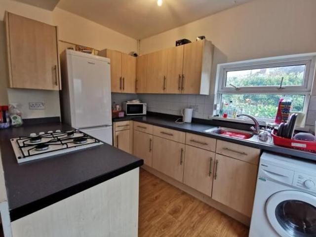 5 bedroom house share for rent in Whitchurch Road, Heath, Cardiff, CF14