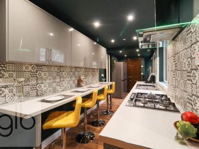 5 bedroom house share for sale