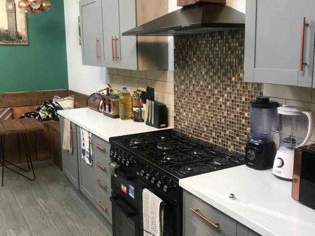 5 bedroom house share for sale