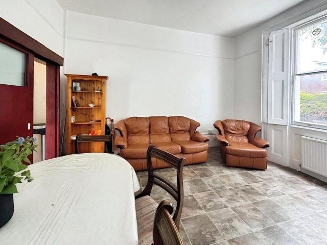 5 bedroom house share to rent