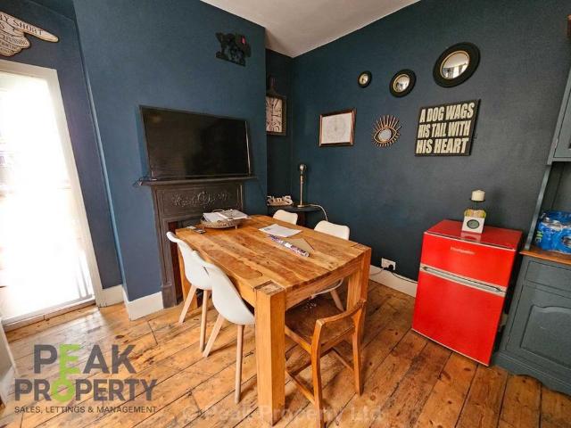 5 bedroom house share to rent