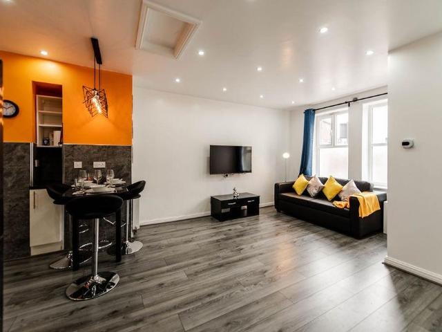 5 bedroom house share to rent
