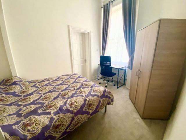 5 bedroom house share to rent
