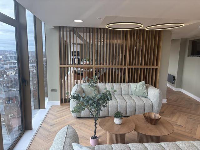 5 bedroom house share to rent