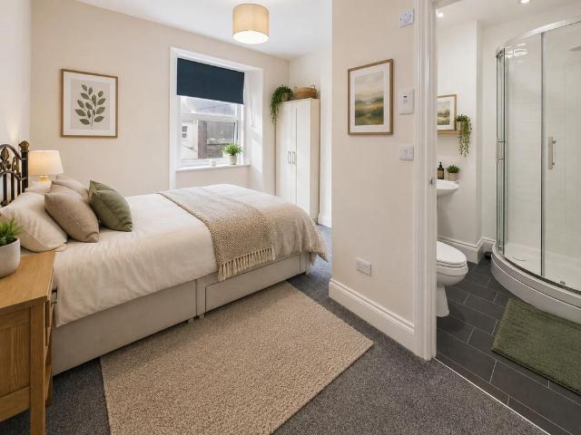 5 bedroom house share to rent