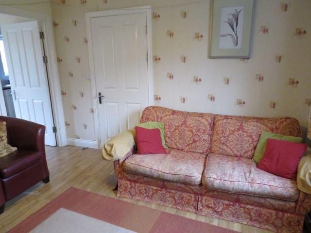 5 bedroom house share to rent