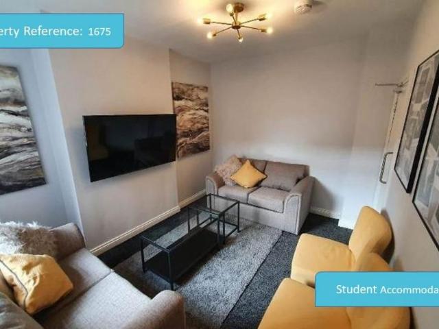 5 bedroom house share to rent