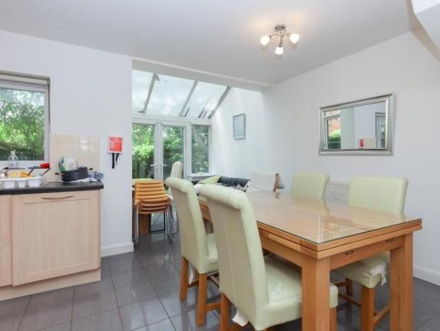5 bedroom house share to rent