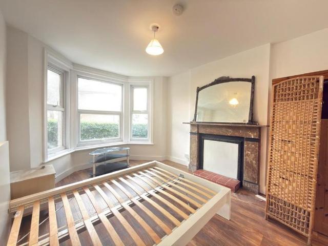 5 bedroom house share to rent