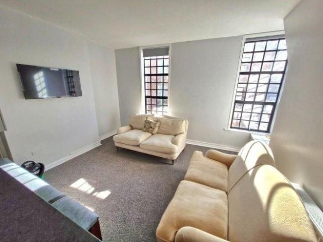 5 bedroom house share to rent