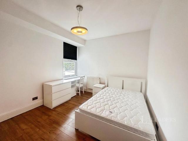 5 bedroom house share to rent