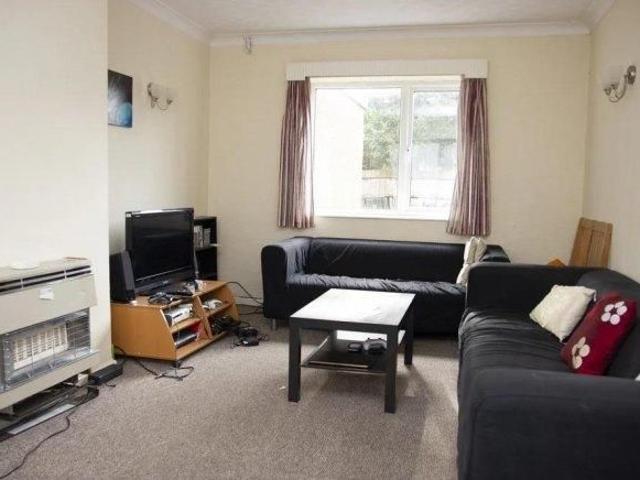 5 bedroom house share to rent