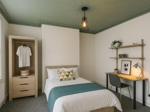 5 bedroom house share to rent