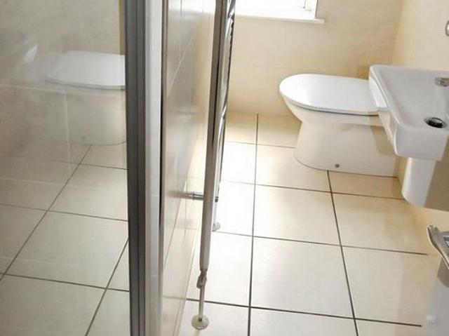 5 bedroom house share to rent