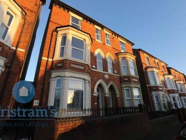 5 bedroom house share to rent