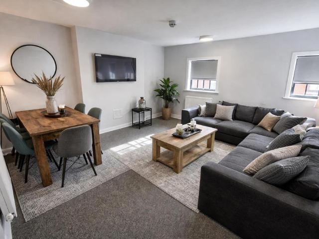 5 bedroom house share to rent