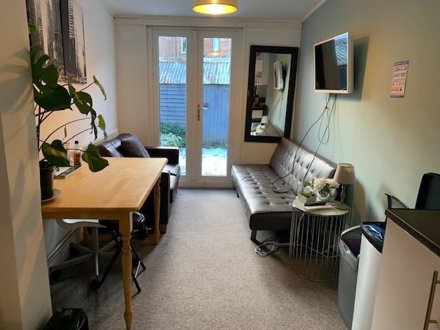 5 bedroom house share to rent