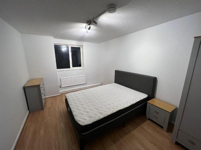 5 bedroom house share to rent