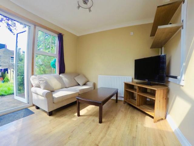 5 Bedroom House Sharer/ HMO Ready Elizabeth Line