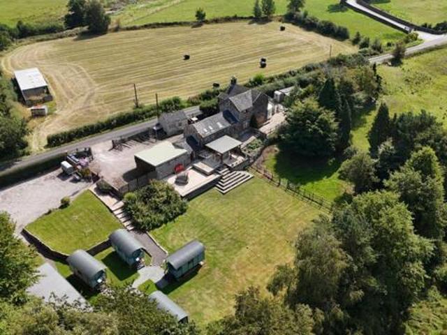 5 Bedroom House Stoke On Trent Staffordshire 100824968