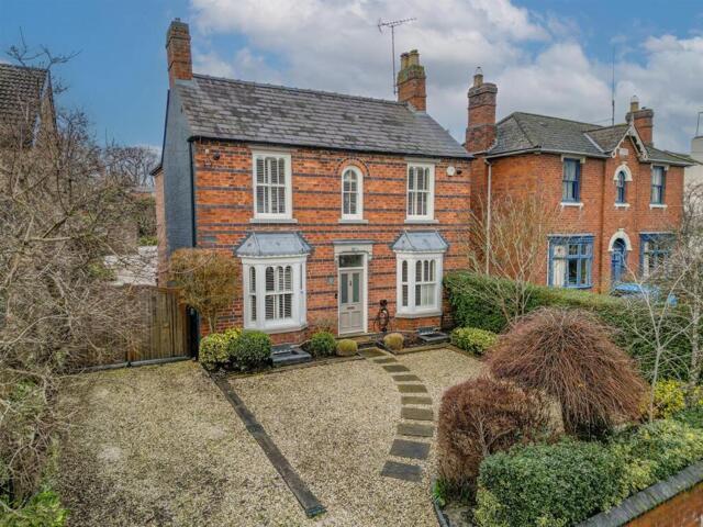 5 Bedroom House Stourbridge Dudley 99523444