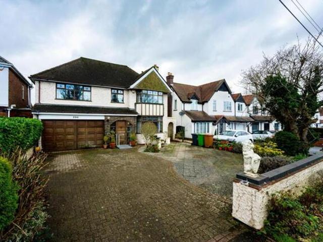 5 Bedroom House Sutton Coldfield Birmingham LS99808516