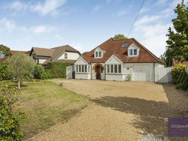 5 Bedroom House Surrey Wokingham 99380717