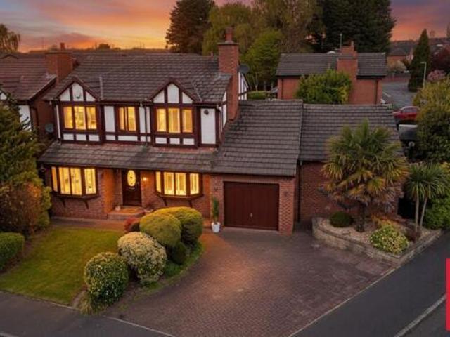 5 Bedroom House Swinton Salford 99315369