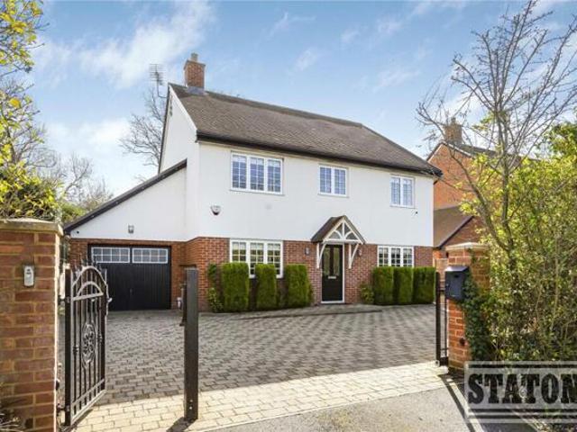 5 Bedroom House Potters Bar Hertfordshire LS100023746