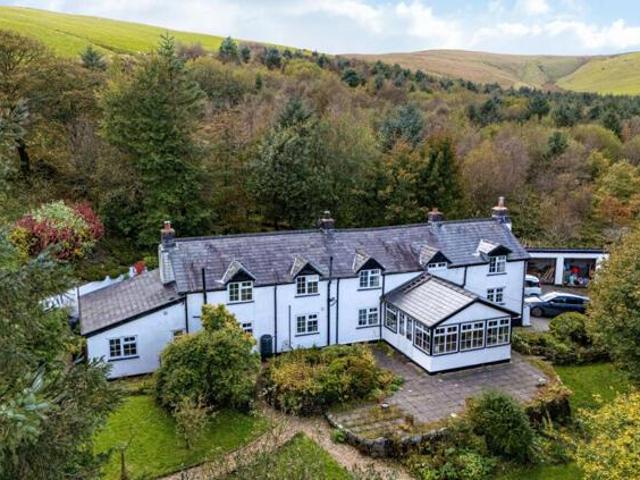 5 Bedroom House Powys Powys 100953671