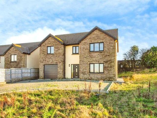 5 Bedroom House Pencader Carmarthenshire LS100502911