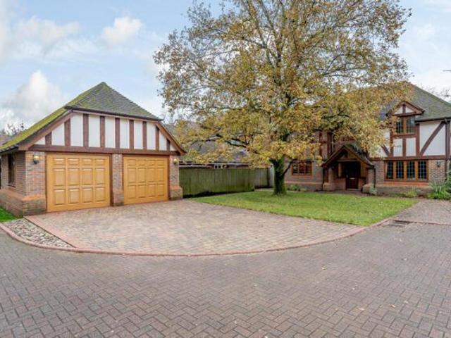 5 Bedroom House Prestwood Buckinghamshire 100684849