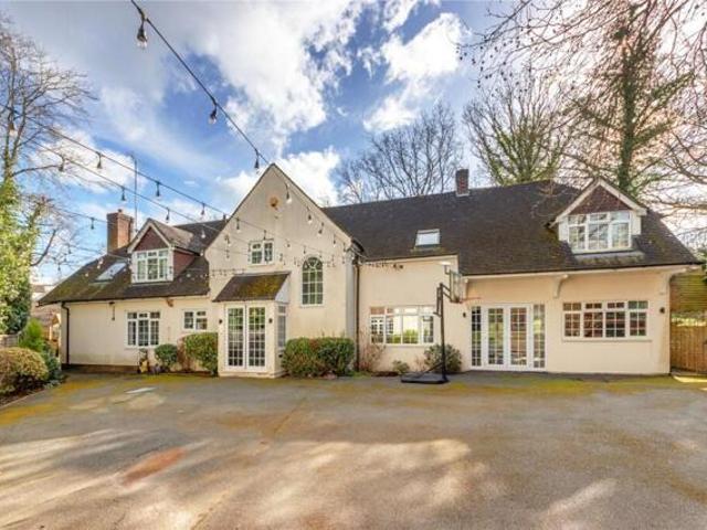 5 Bedroom House Radlett Hertfordshire LS100503450