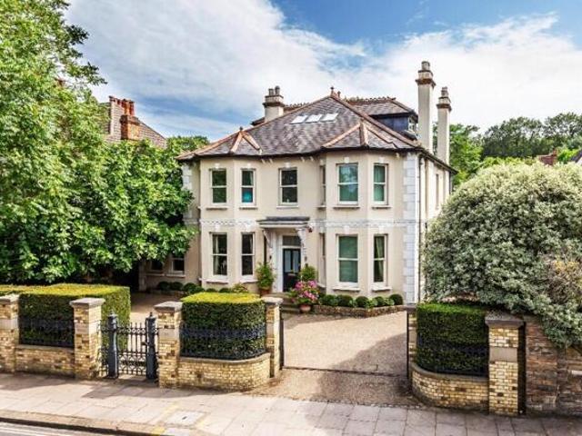 5 Bedroom House Richmond North Yorkshire LS101996066