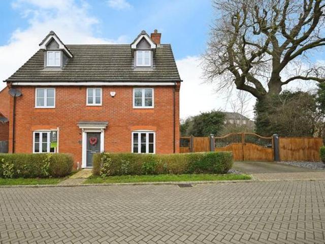 5 Bedroom House Rugby Warwickshire LS102023791