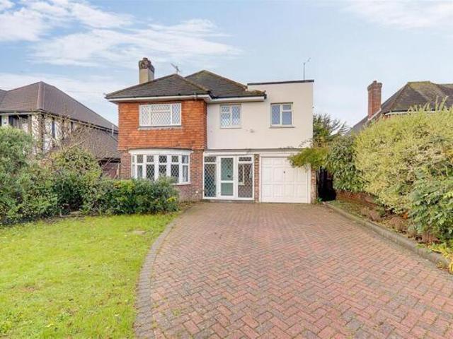 5 Bedroom House Worthing West Sussex LS100316930